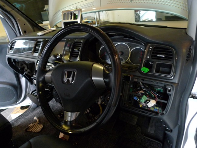 ステップワゴンのE6「EasyCar」取付 後付スマートキー | トレードゲート / TRADEGATE